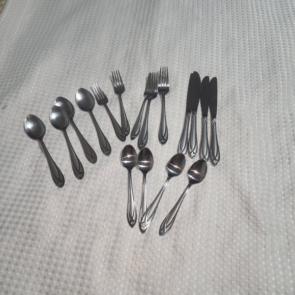 Hampton Silversmiths | Dining | Hampton Silversmith Euc 8 Piece ...